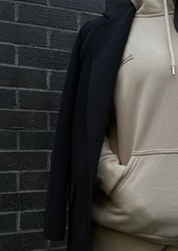 PULLS / GILETS – BADGAL COLLECTION